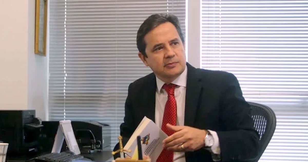 Edilberto Pontes Lima - Finanças e Políticas Públicas